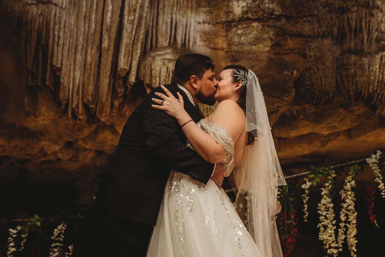 Bridal cave wedding 60 photos - Vianawedding.com